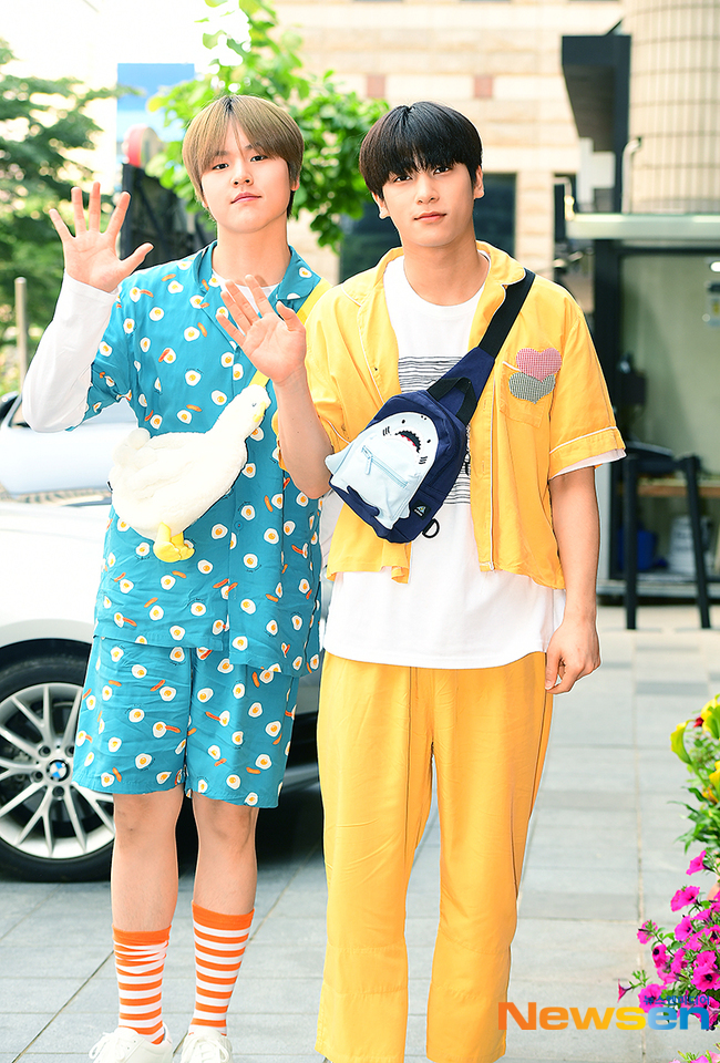 H&D: ♪K-POP PHOTO ALBUM♪