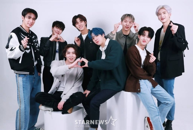 PENTAGON: ♪K-POP PHOTO ALBUM♪